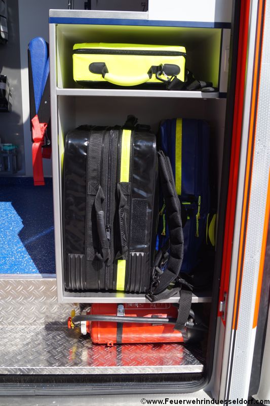 RTW ME-E 1851 der Feuerwehr Erkrath